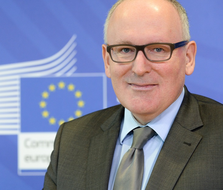 F. Timmermans (Com. euro.): «Nous proposons un accord inter ...