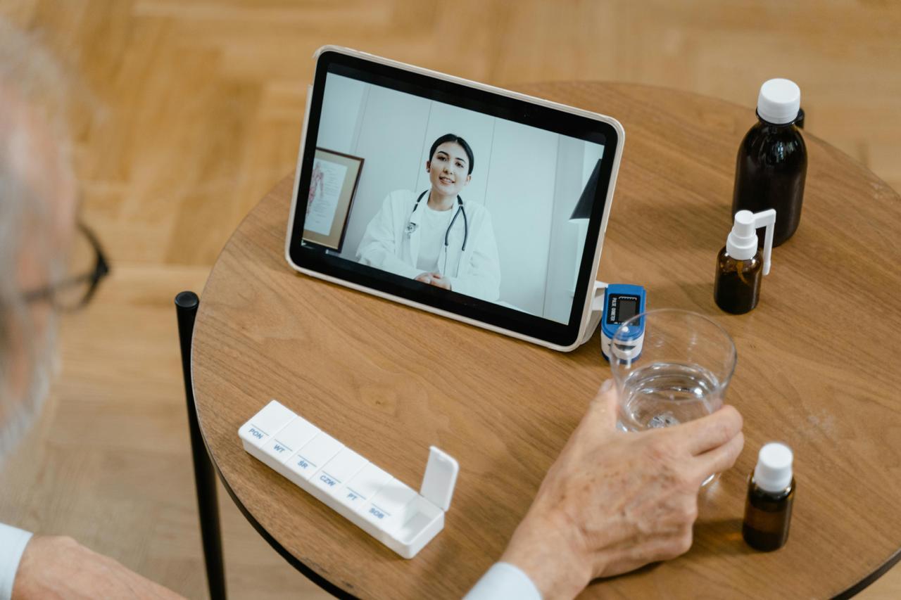 Téléconsultations : quand la libéralisation tourne à l'ubérisation ...